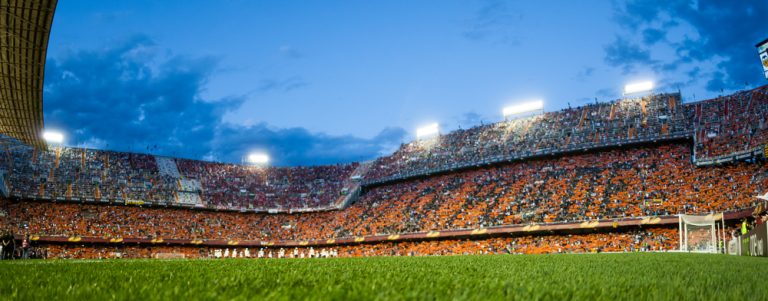 The 25 Best Stadiums in World Football - Ranked - Lentedesportiva