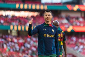 Lightning Fast: Ranking the 16 Fastest Football Players Ever ...