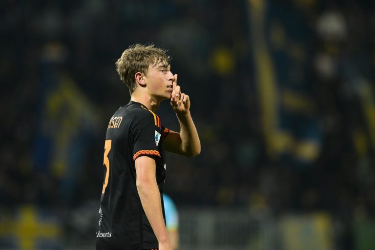 The 20 Best Young Players in the Premier League (2025) - Ranked ...