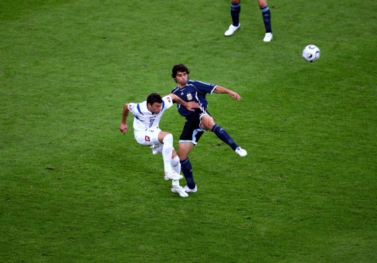 Football’s 50 Greatest Centre-Backs of All Time – Ranked - Lentedesportiva