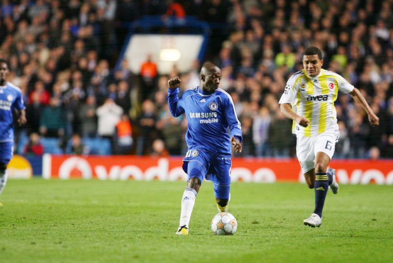 25 Greatest Midfielders in Football History – Ranked from Legendary to ...