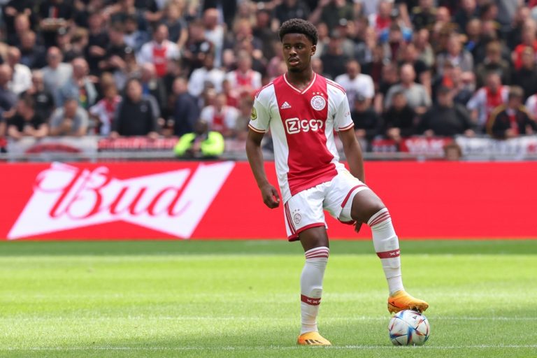 The 25 Best Left Backs in World Football, Ranked - Lentedesportiva