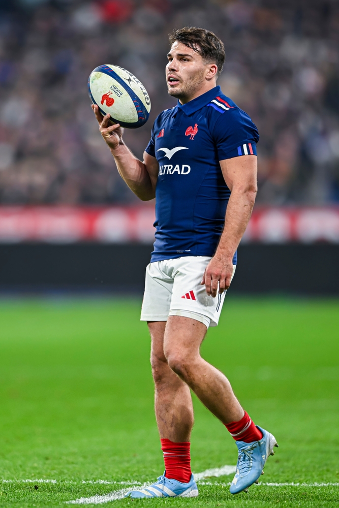 12 Fun and Fascinating Facts About Rugby Superstar Antoine Dupont ...