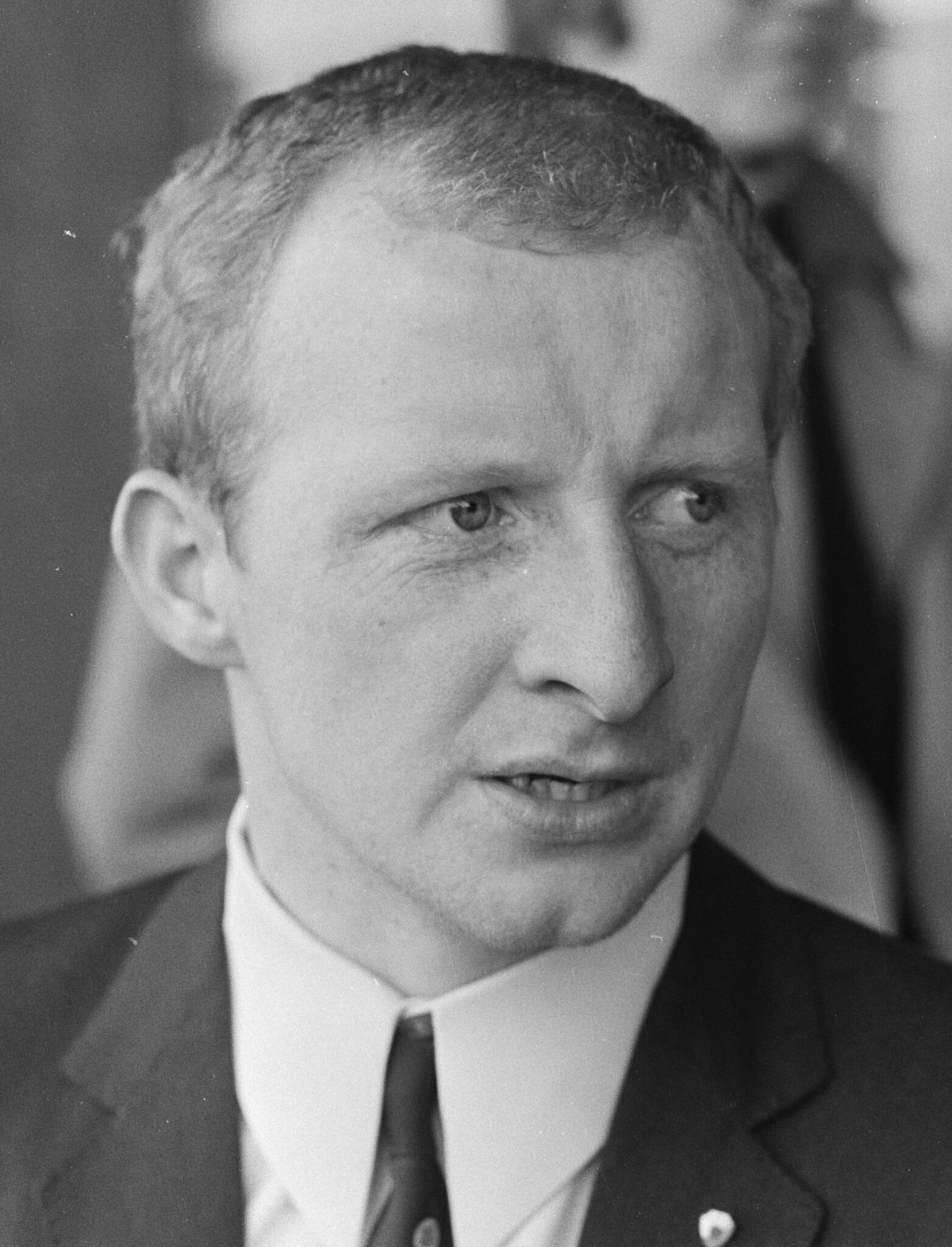 The 100 Greatest Football Players of All Time - Ranked from lowest to ...