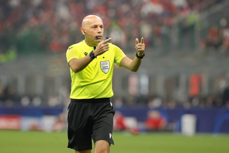The 15 Greatest Football Referees of All Time - Ranked - Lentedesportiva