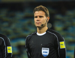 The 15 Greatest Football Referees of All Time - Ranked - Lentedesportiva