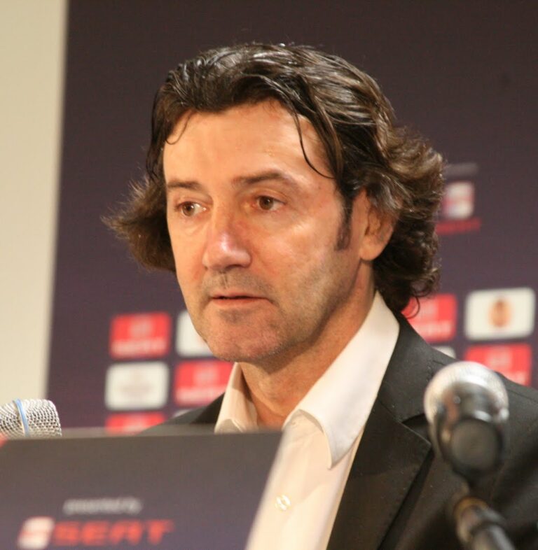 The 50 Greatest Barcelona Players of All Time - Ranked - Lentedesportiva