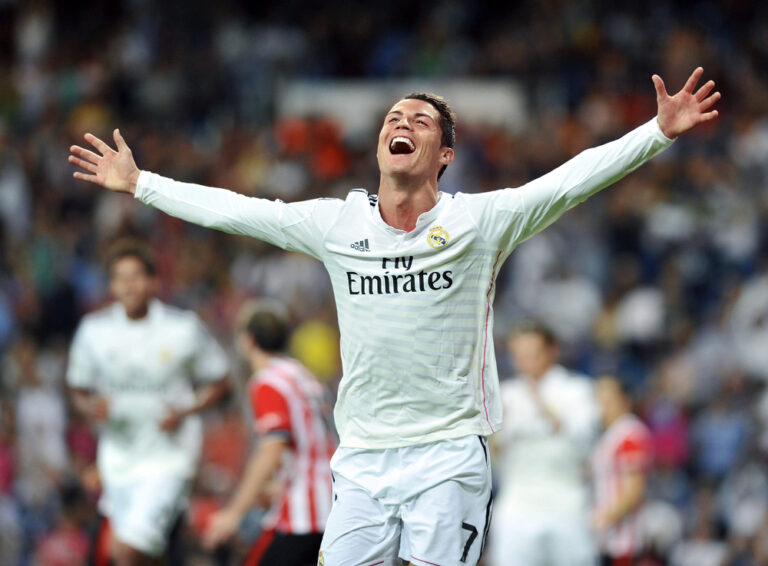 The 25 Greatest Number 7s in Football History – Ranked - Lentedesportiva