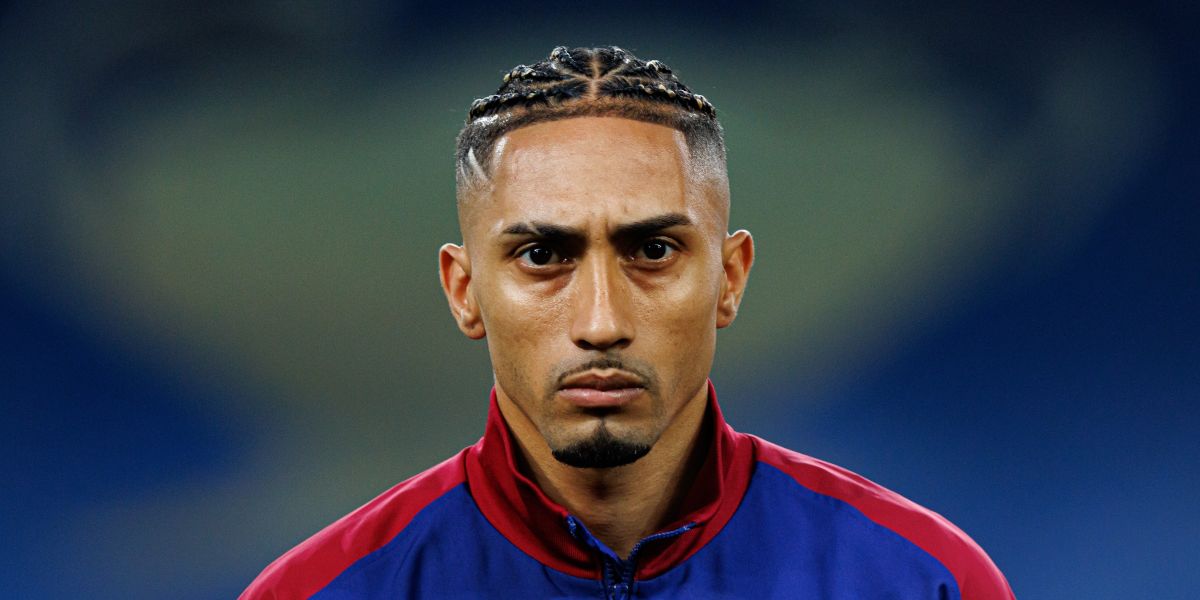 La esposa de Raphinha estalla en Instagram tras su exclusión del XI ...