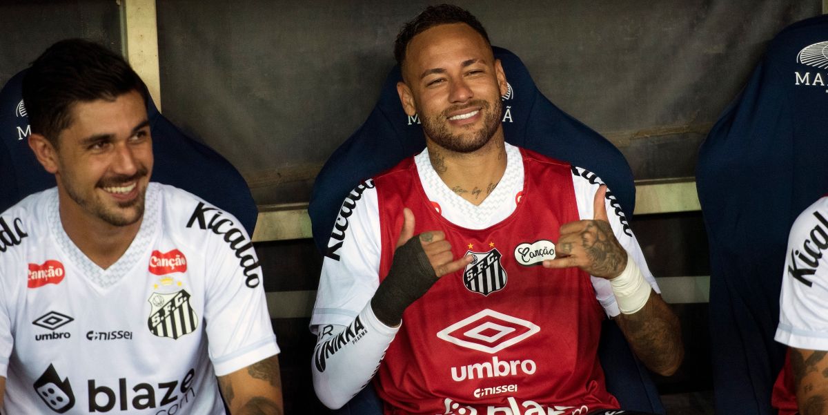 Neymar plays through injury as Santos fights to avoid relegation ...